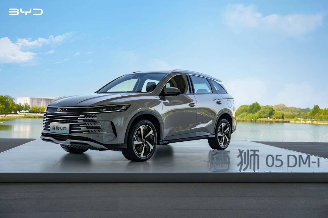 开的海狮05DM-i 万万没想到SUV也能2.6L油