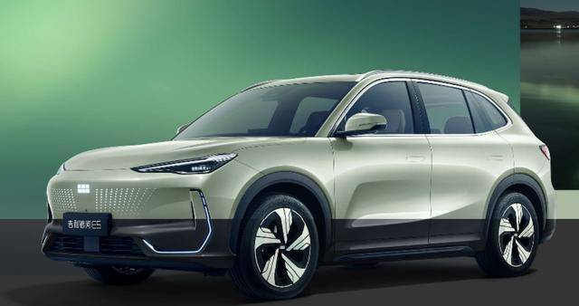 15万以内的SUV里，深蓝S05和银河E5谁才是更优选？