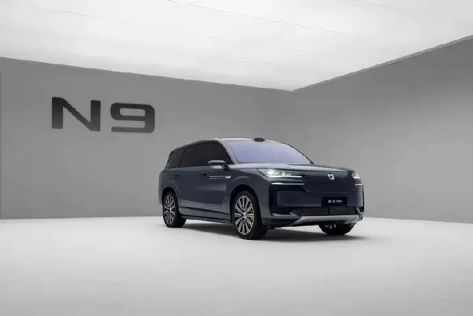 腾势N9亮相广州车展，搭载易三方，比理想L9/问界M9还要大
