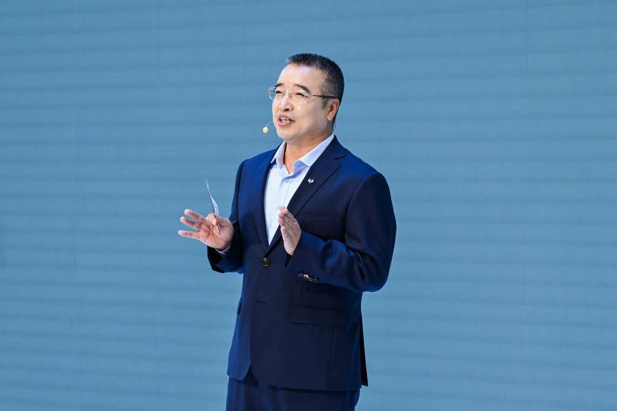 售价12.38万起，极狐新阿尔法T5正式上市！引领5C超充平权时代