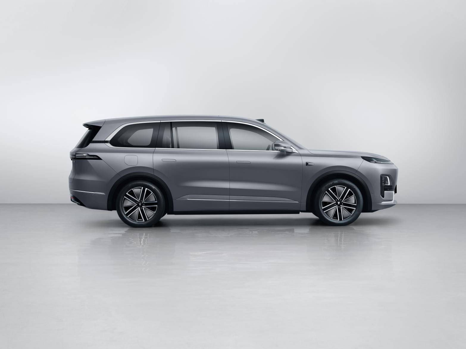 深蓝S09公告图曝光：车长超5米2，定义全家人第一台全尺寸SUV_选车网|公众的选车平台