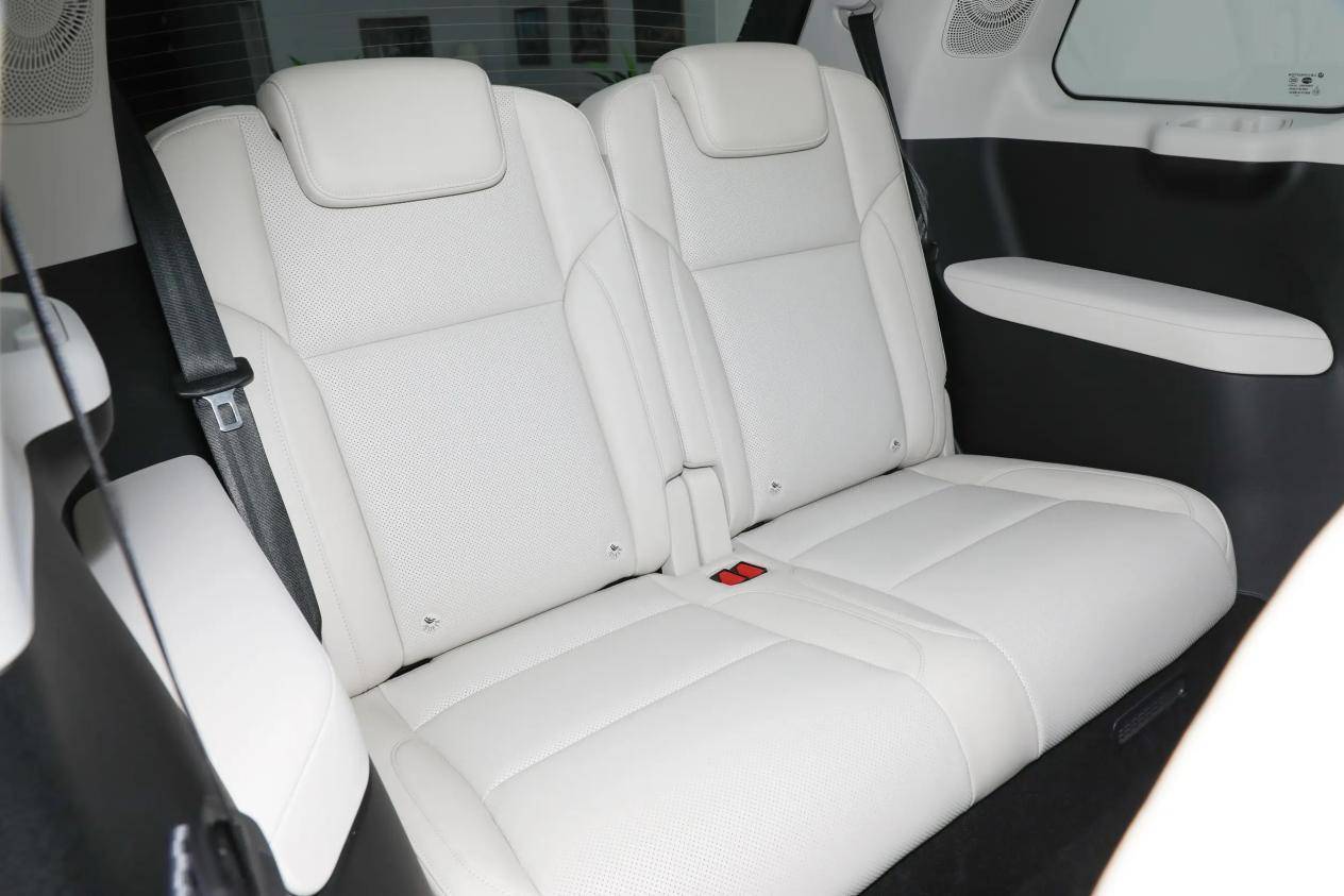 顶配18万多，6座中大型SUV，激光雷达+8295芯片，零跑C16怎么样？_选车网|公众的选车平台