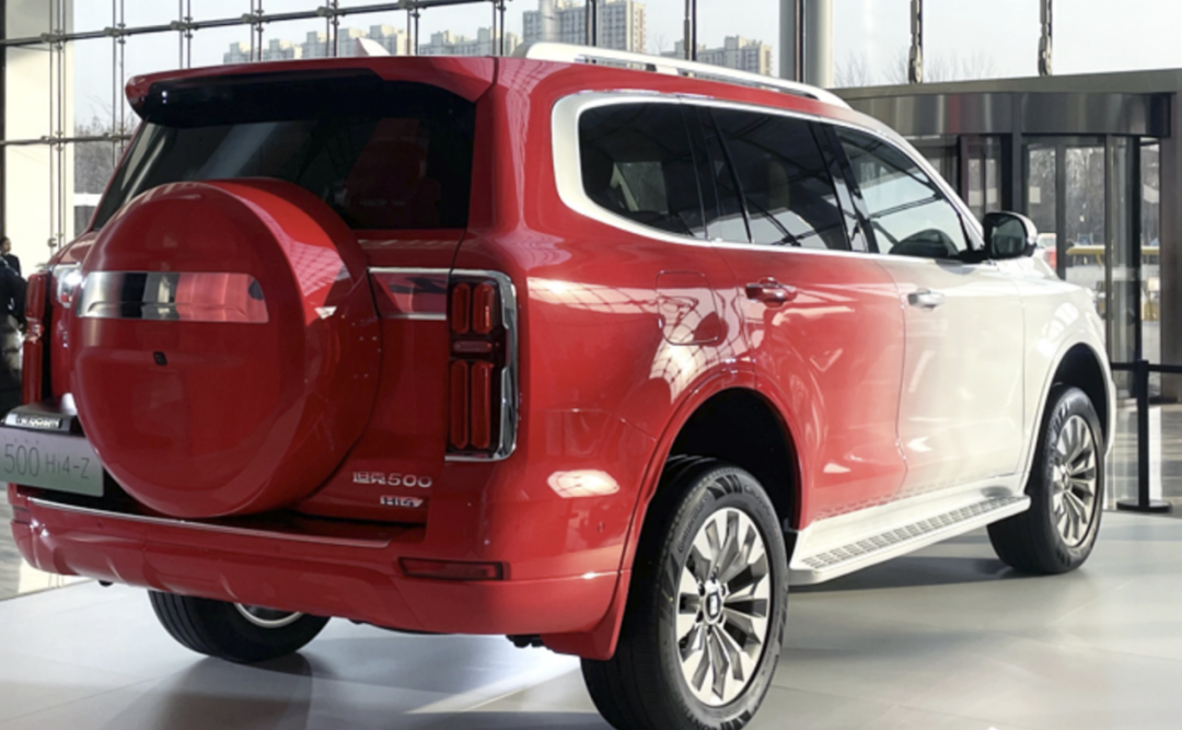 新年“一定红”！更省更实用的坦克500Hi4-Z上市，售价36.38万_选车网|公众的选车平台