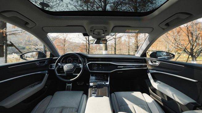 年底想买豪华C级车？30万出头的上汽奥迪A7L你不考虑吗？_选车网|公众的选车平台