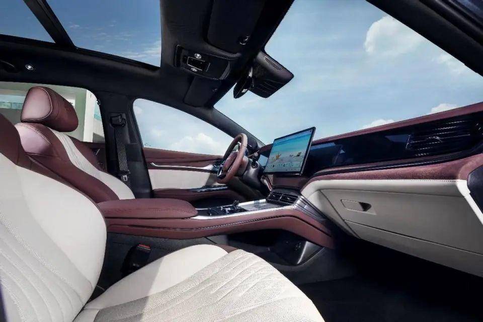 比亚迪海豹05DM-i来袭，续航超过2000km，预售8万多，不火都难_选车网|公众的选车平台