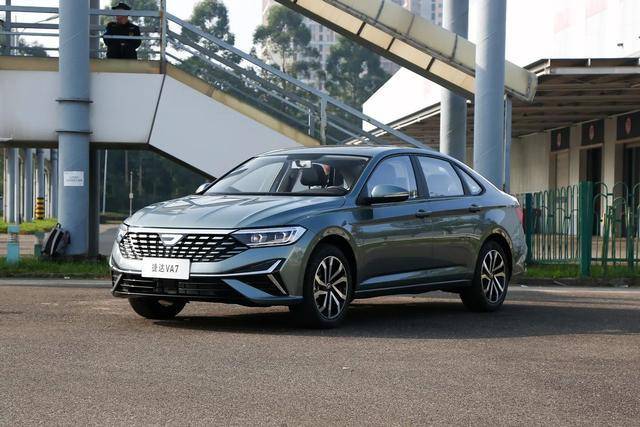 “小速腾”捷达VA7上市，1.4T+7挡干式双离合，起步价不到10万_选车网|公众的选车平台