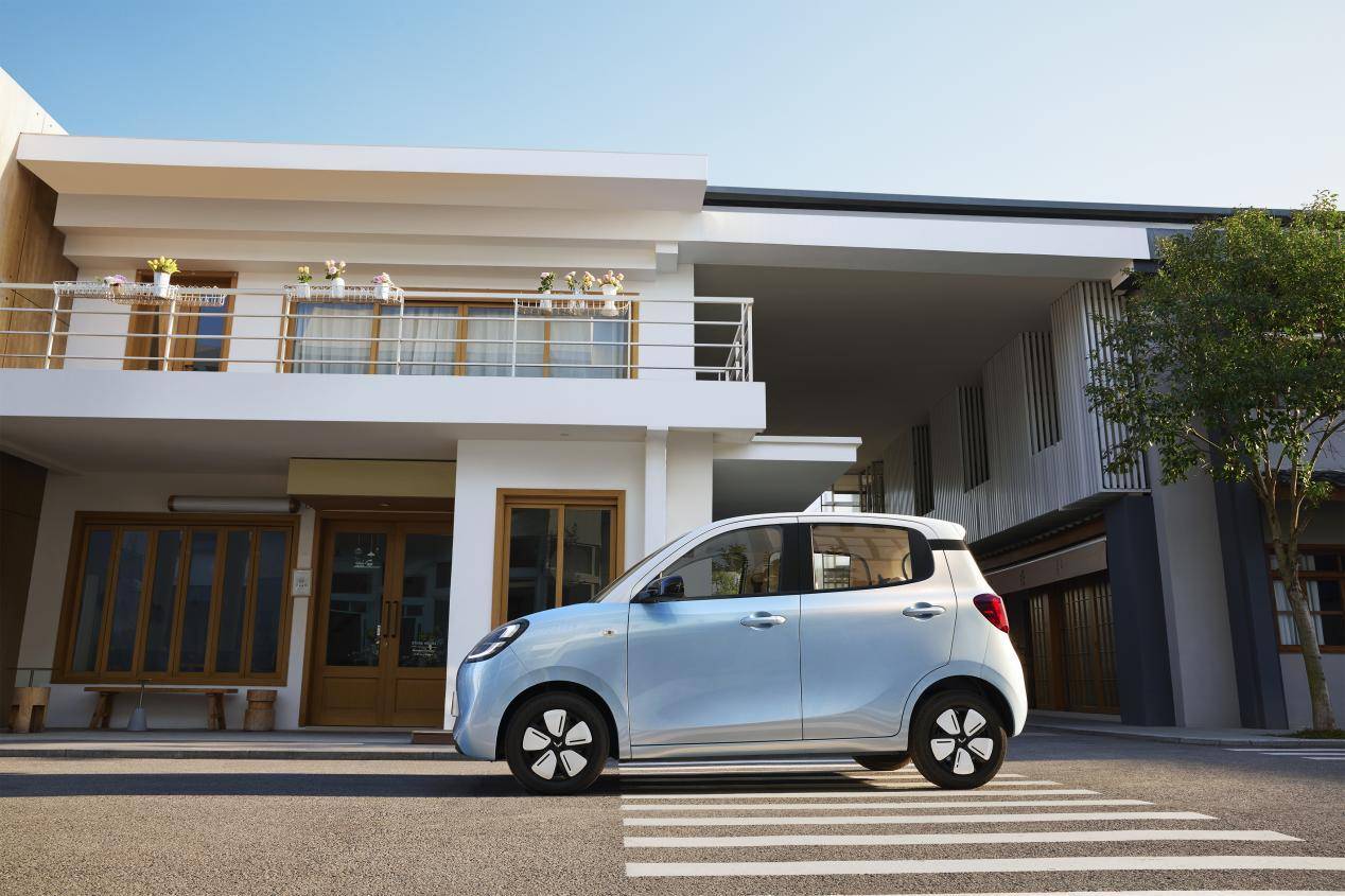 安全可靠三电扎实，宏光MINIEV四门版全方位守护出行_选车网|公众的选车平台