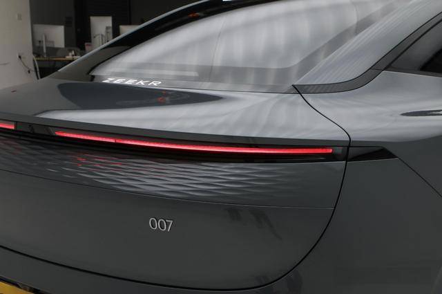 极氪007 GT发布：我狠狠的为蔚来ET5T捏了把汗！_选车网|公众的选车平台