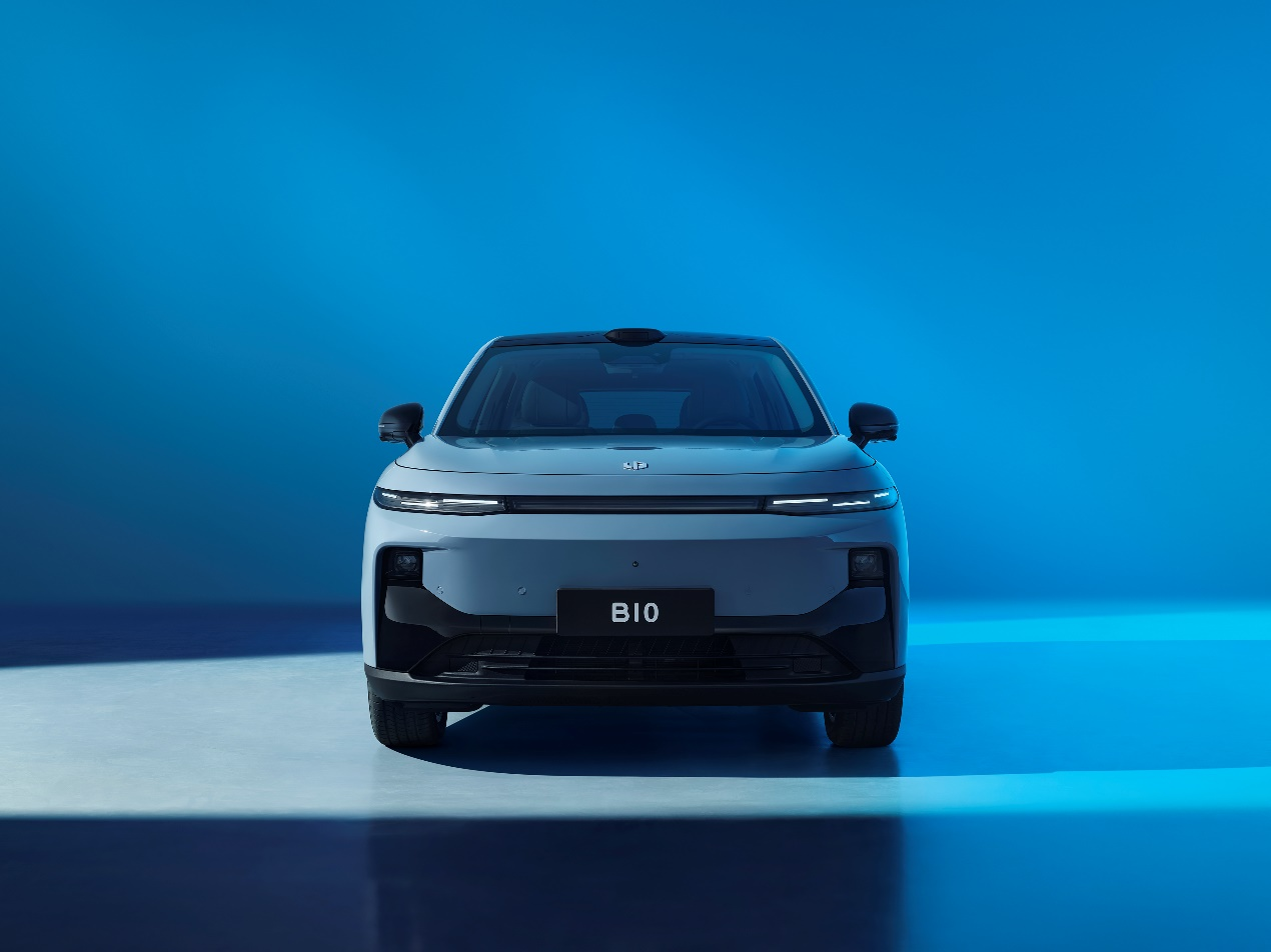 LEAP3.5 赋能，零跑 B10 预售价曝光10.98万元起，年轻人的智能座驾来了_选车网|公众的选车平台