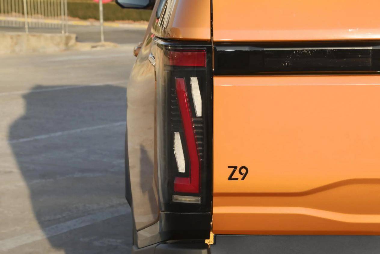 全系8AT，2.0T汽油/2.3T柴油+分时四驱，800mm涉水，买皮卡看看TA_选车网|公众的选车平台