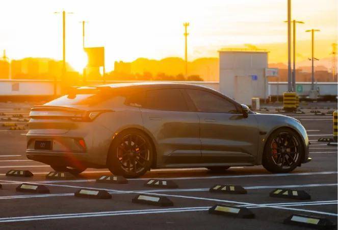 极氪007GT和蔚来ET5T如何选，与极氪001区别在哪_选车网|公众的选车平台