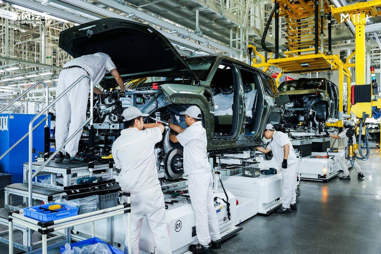 太猛了！预售1小时斩获9713单，数百辆猛士M817已准备就绪，发往全国_选车网|公众的选车平台