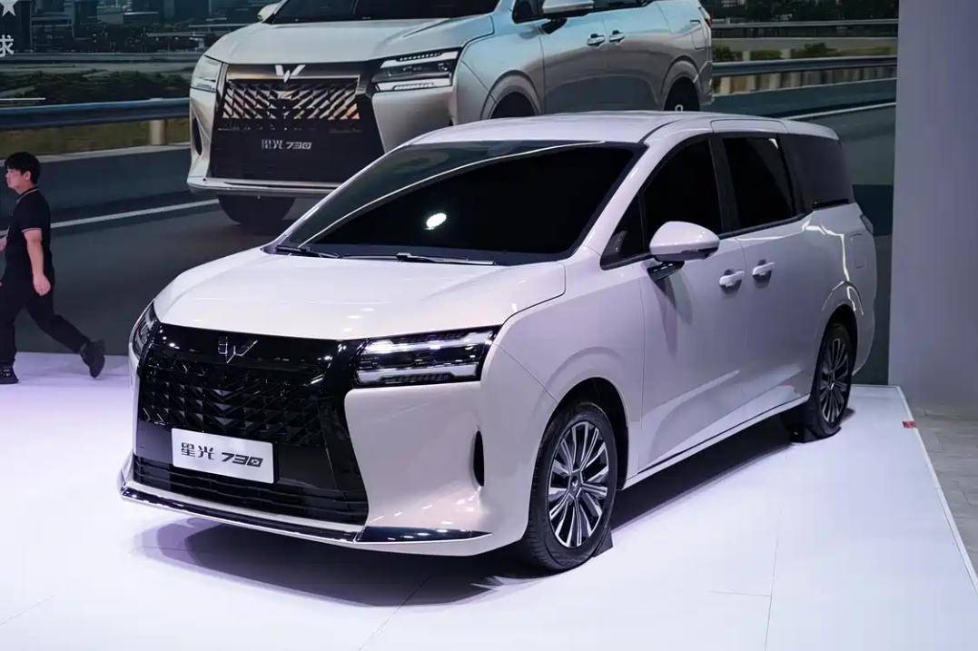 五菱再次为人民造车！全新星光730正式亮相，10.98万会好卖？_选车网|公众的选车平台