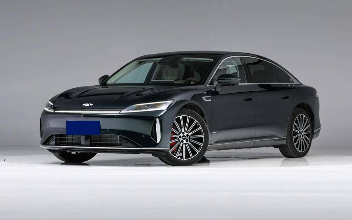 8月卖出10243辆新车，奇瑞风云A9L这算是成功了？_选车网|公众的选车平台