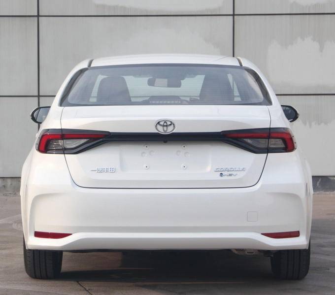 新款卡罗拉申报图曝光，轴距2750mm，油耗低至4L，12万起？_选车网|公众的选车平台