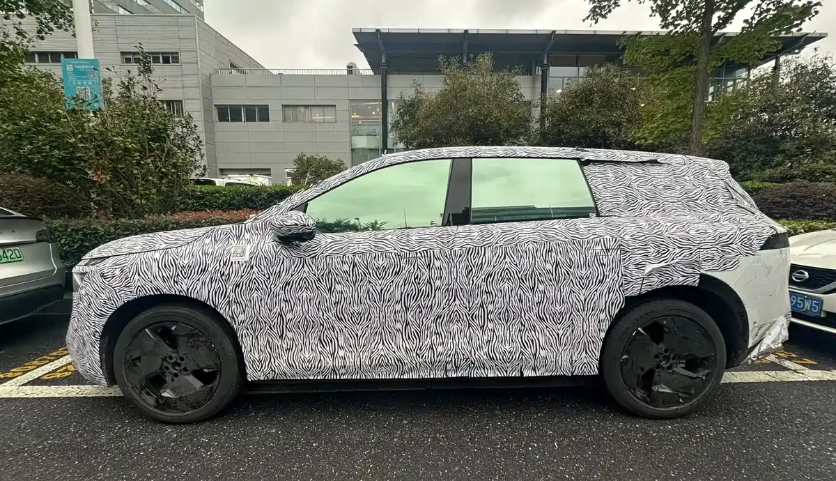 不止N7/N6，日产N8也要来了，内饰似理想，或为中大型SUV_选车网|公众的选车平台