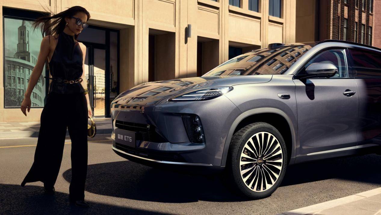 智能安全、舒适空间、动力续航全优，星途ET5 13.49万起上市_选车网|公众的选车平台